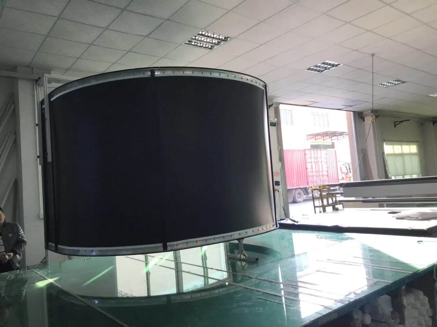180 Degree Curved Screens - Enhance Your Projection Experience