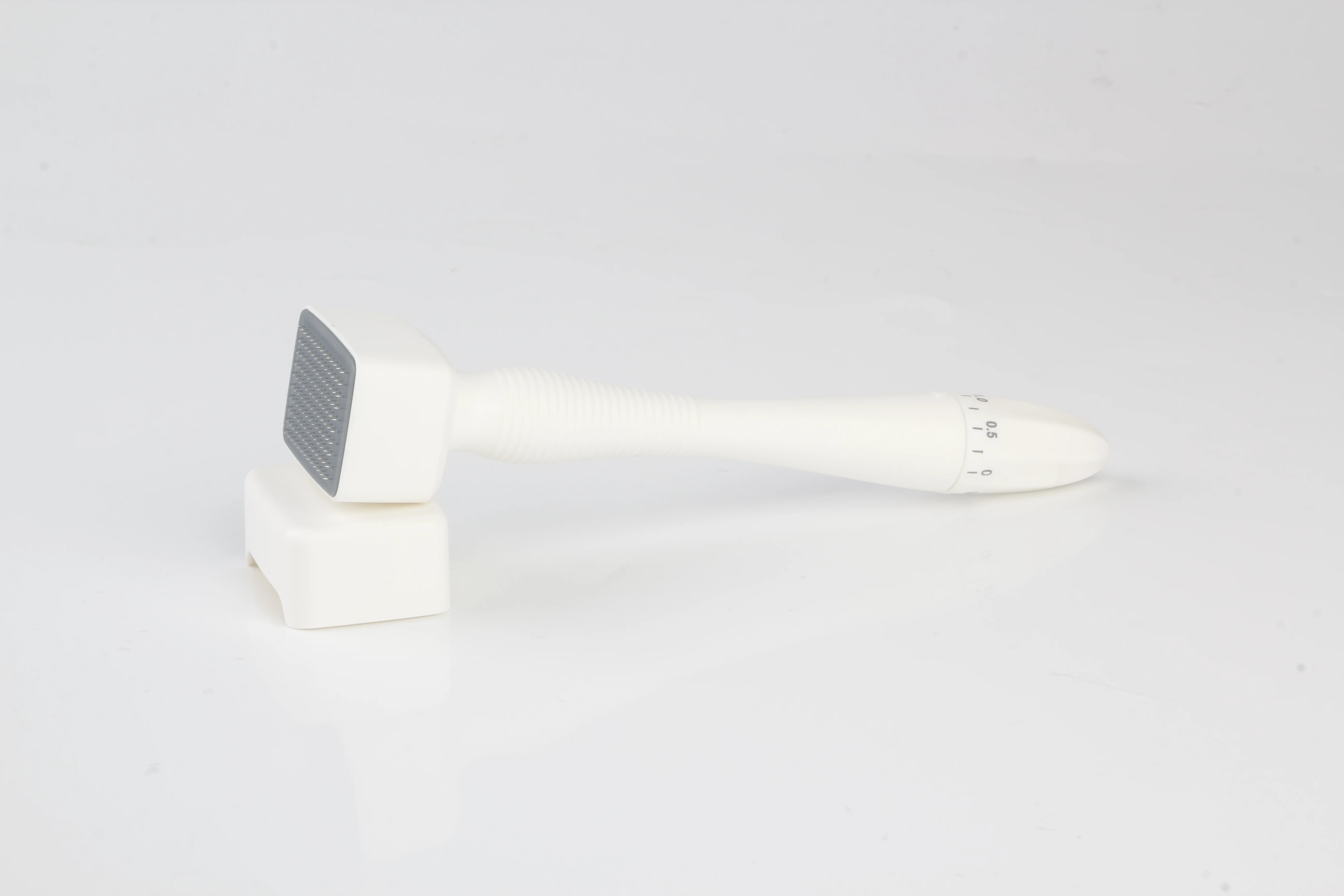 Best Adjustable Microneedling Derma Stamp 140 Pins For Women And Men ...