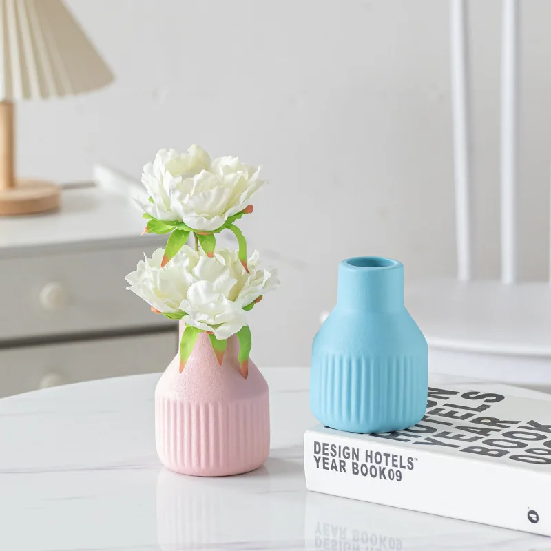Porcelain Cute Bud Vase Small Oval Sand Glaze Ceramic Flower Vase ...