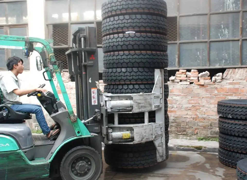 Forklift Attachment Tire Clamp,Easy To Assist Tire Handling - Buy Tyre ...