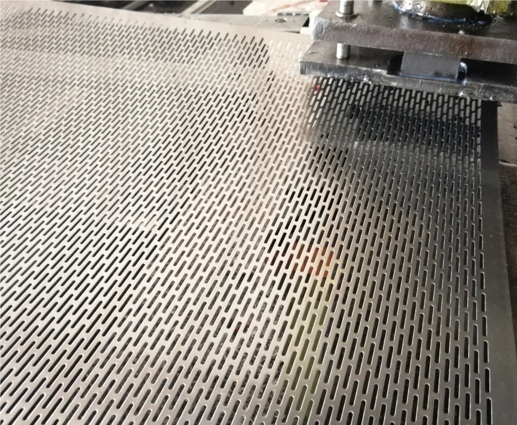 Stainless Steel 304 Perforated Metal Mesh/Perforated Metal Sheets As ...