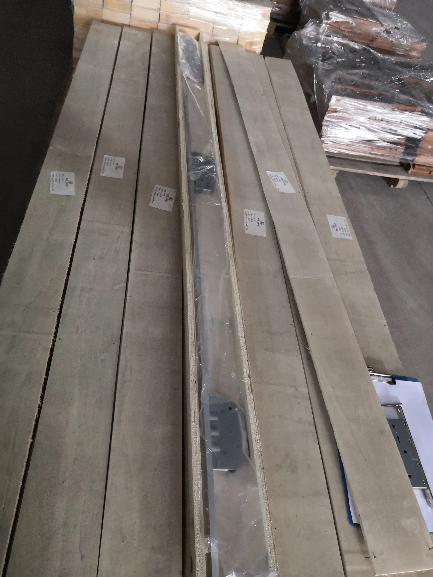 Secure Your Doors with Global Latch Bolt Locking Rod 3201B-TB