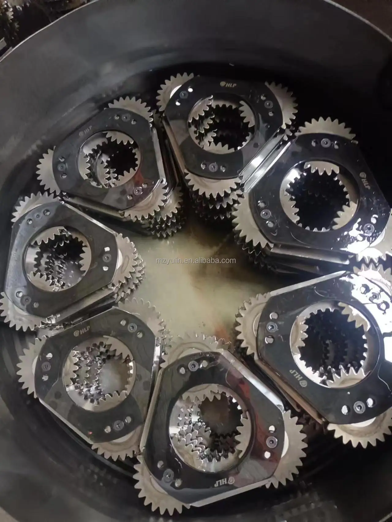 Mini Excavator Spare Parts TM07 TM09 Traveling Motor Assy Final Drive ...