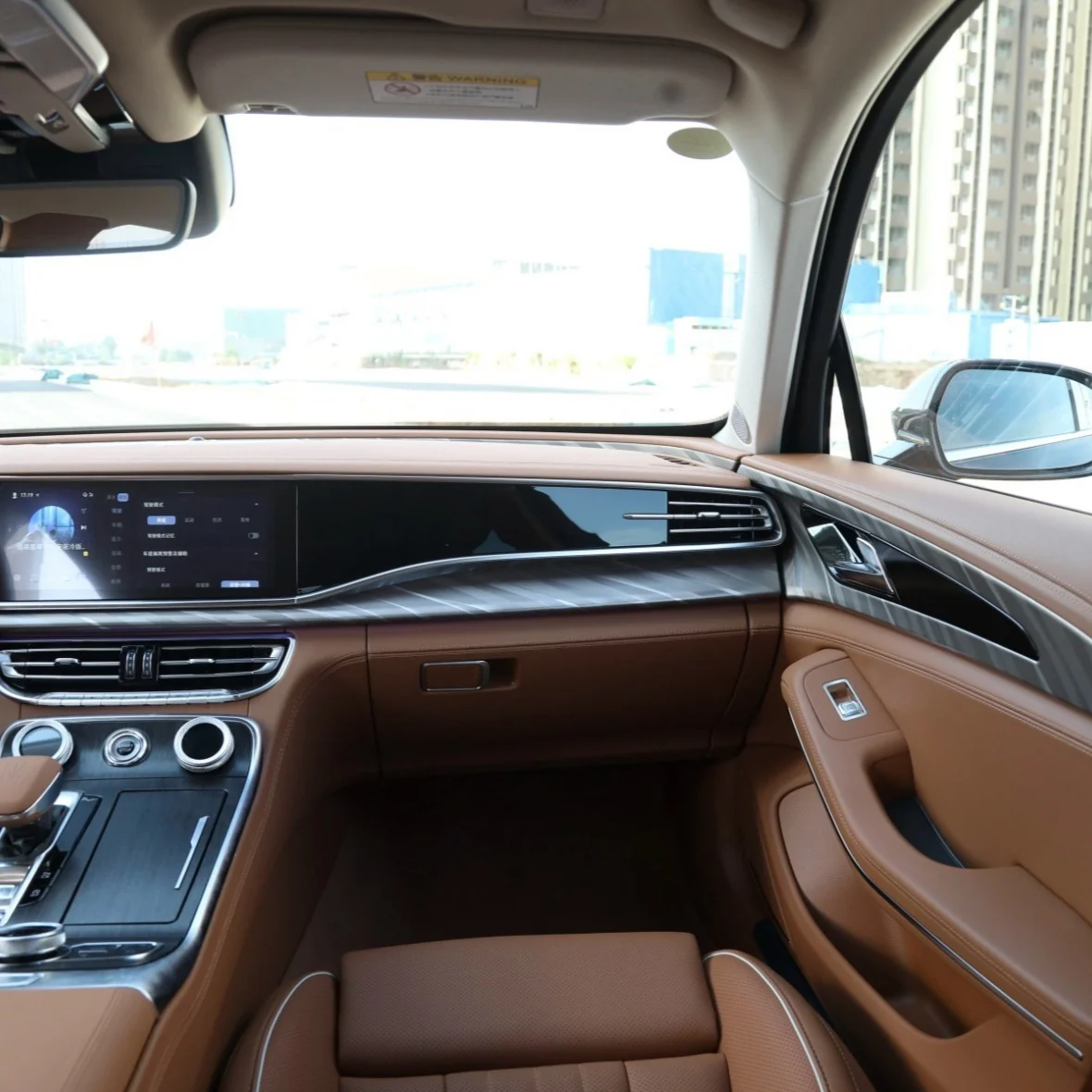 China 2023 2024 Faw Luxury Car Hybrid Car 252 Horsepower 1.8t 2.5t Middle Large Car Fuel-saving ...