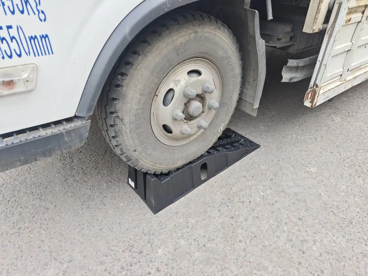 GT-30P Heavy Duty Stackable Car Ramp for Vehicle Maintenance Repair Oil ...