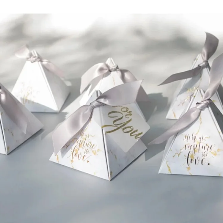 Triangular Pyramid Gift Box Wedding Favors and Gifts Mini Candy Box ...