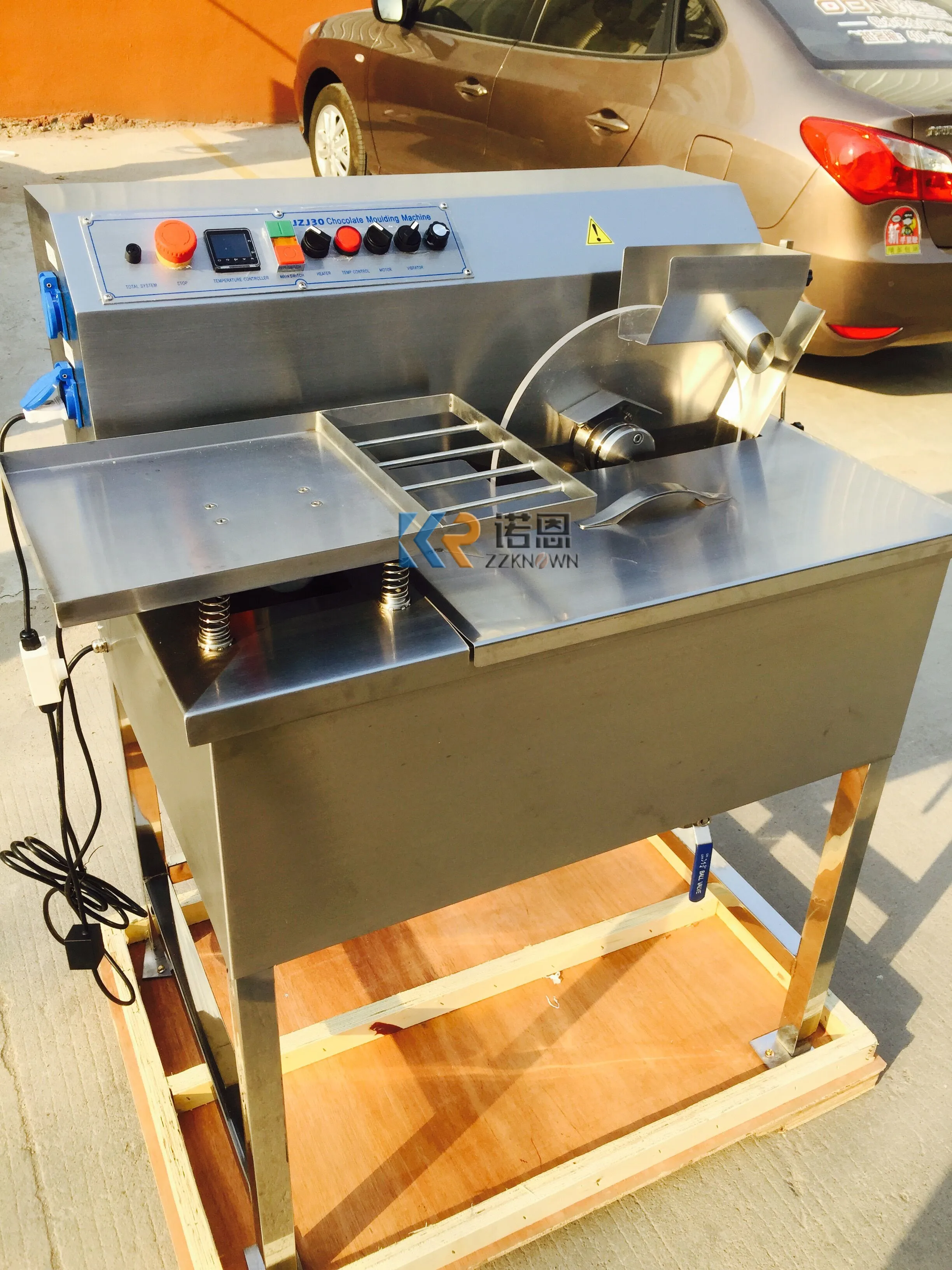 Stainless Steel 30kg Chocolate Melting Tempering Machine Temperature ...