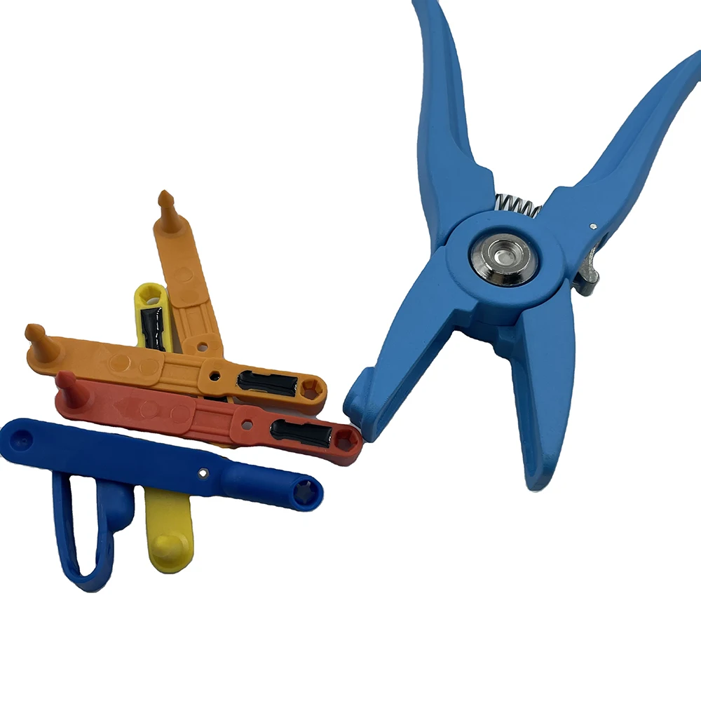 CMRFID One-Piece Ear Tag Plier - Efficient Livestock Marking