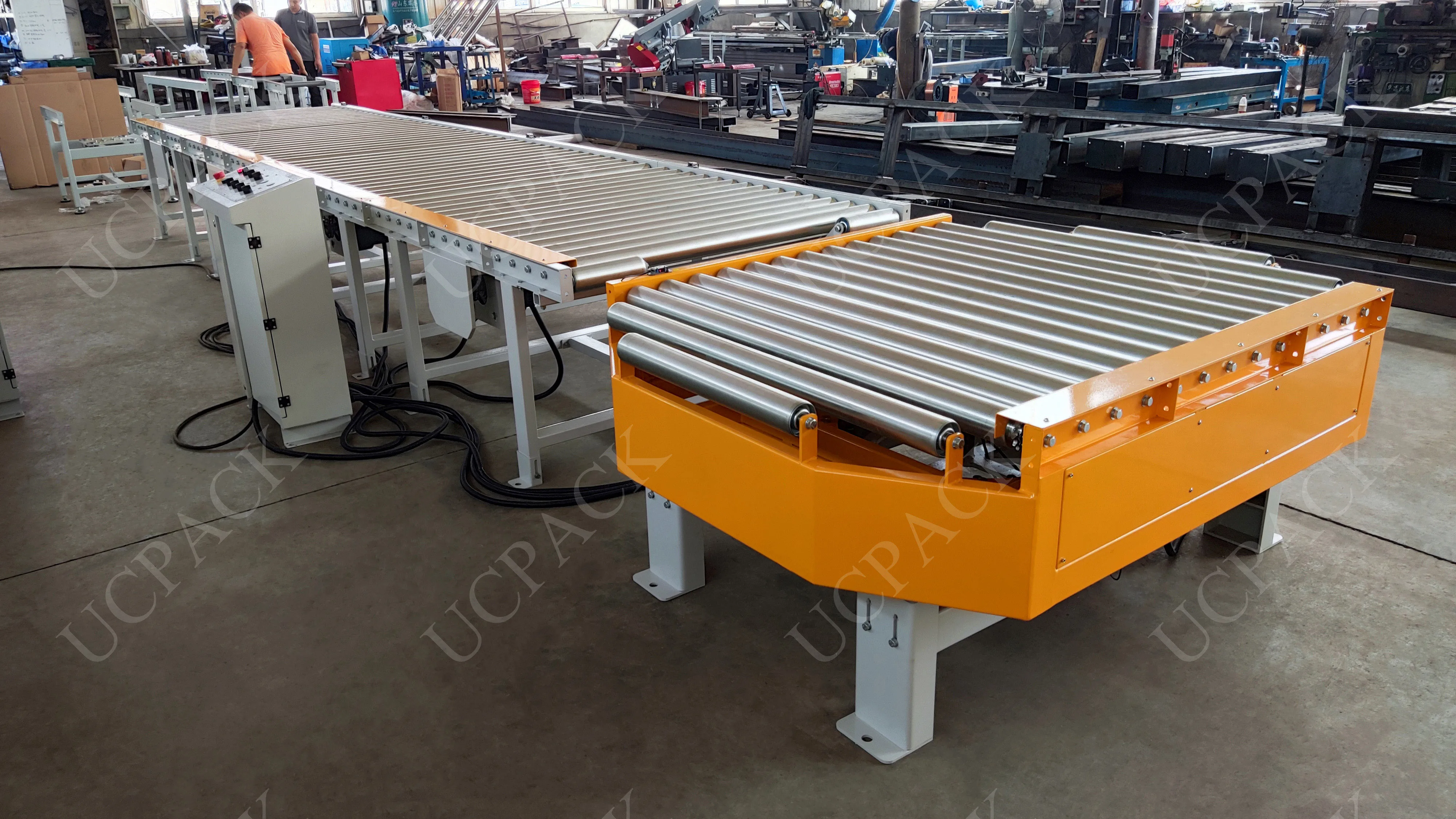 Low Profile Power Roller Pallet Turntable - 2000 Kg Capacity