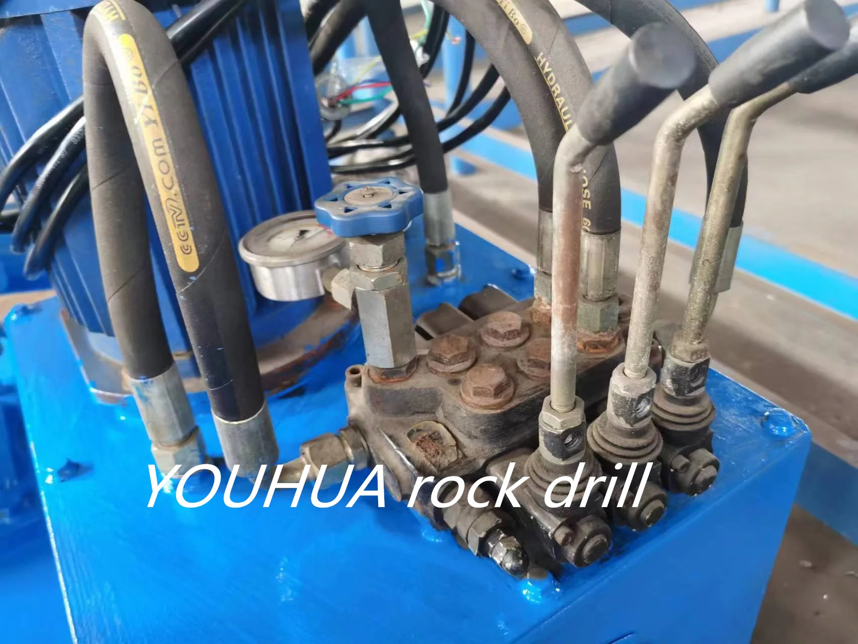 Dth Tools Automatical Breakout Bench For Dth Hammers From Size 3.5'' To ...