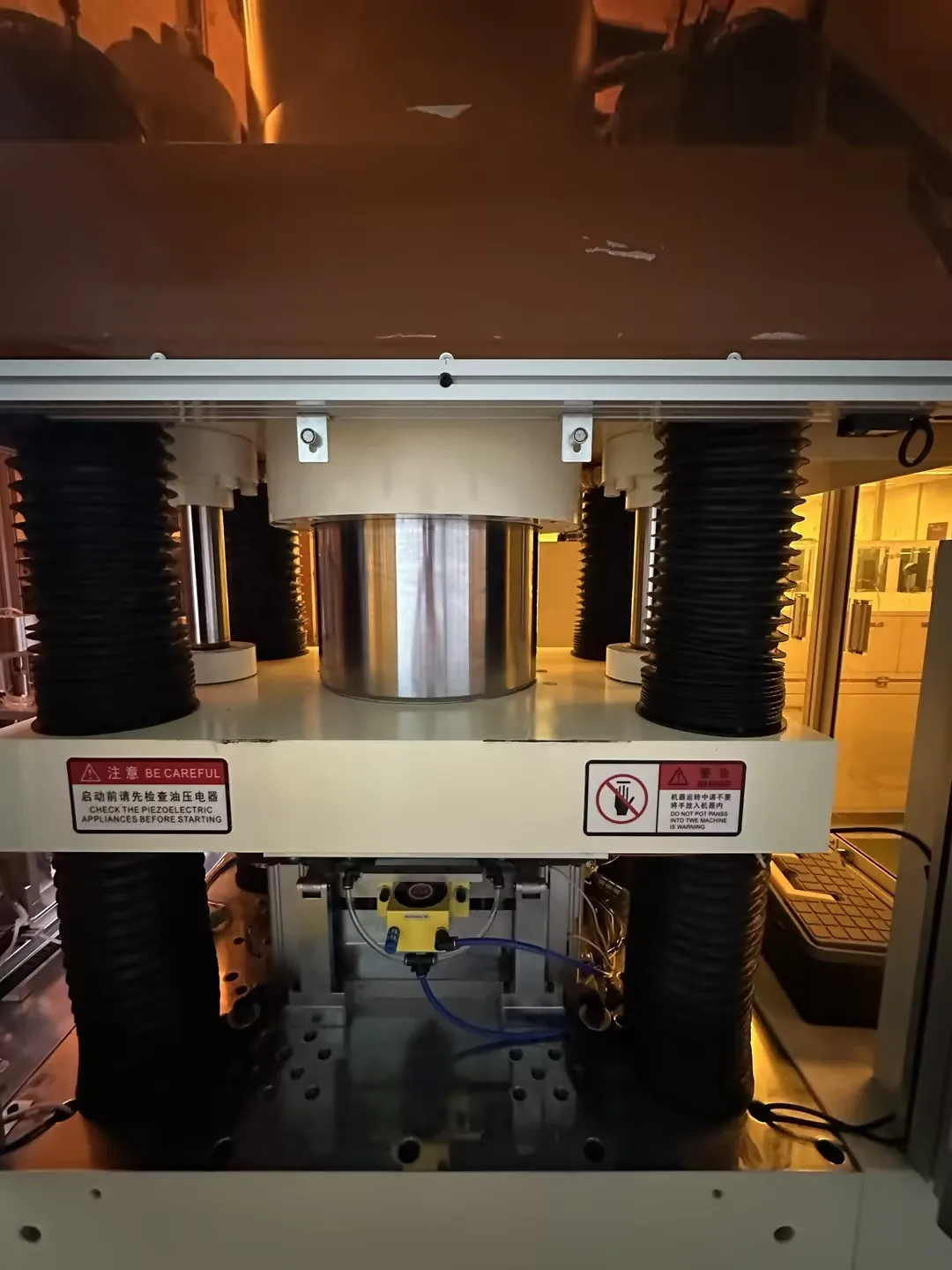 Power SMD Integrated Molding Inductors Hot Press Machine Factory Direct ...