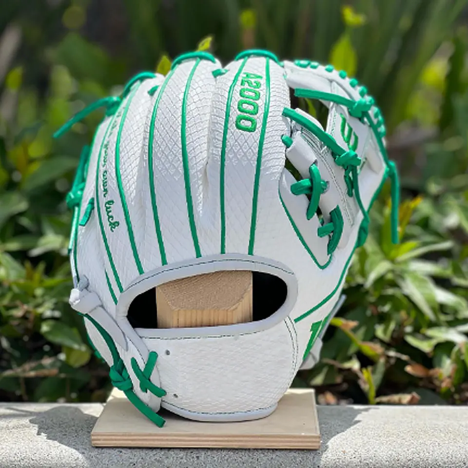 Custom Baseball Gloves - Durable and Performance-oriented