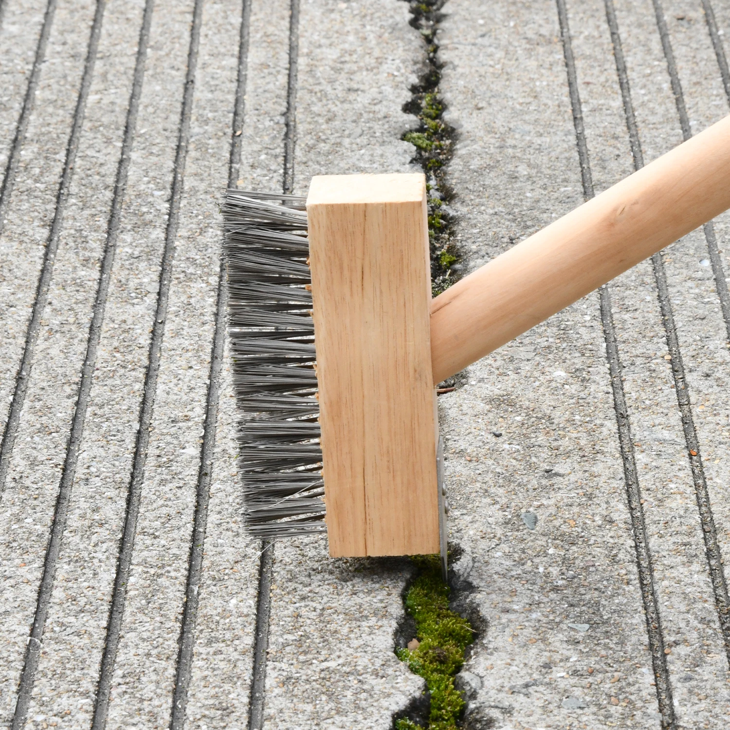 Weeding Tool for Block Paving - Efficient Outdoor Solutions
