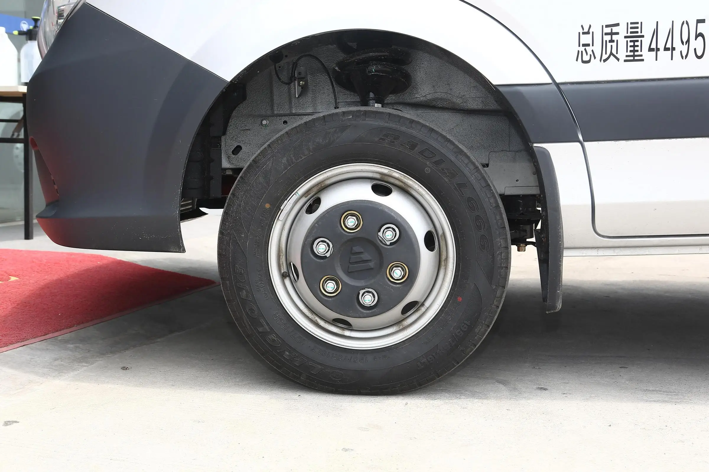 Foton Toano Mini Bus Cargo Van - High Roof, Diesel Power