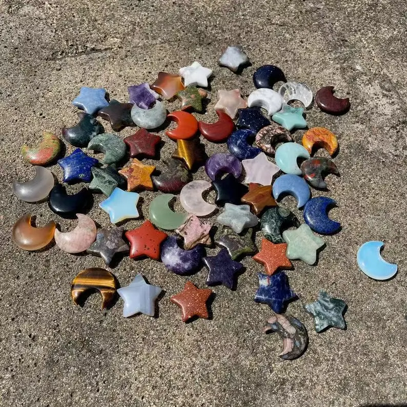 34kinds Assorted 30mm Moon Crystal Carving/gemstone Figurine Agate Jade ...