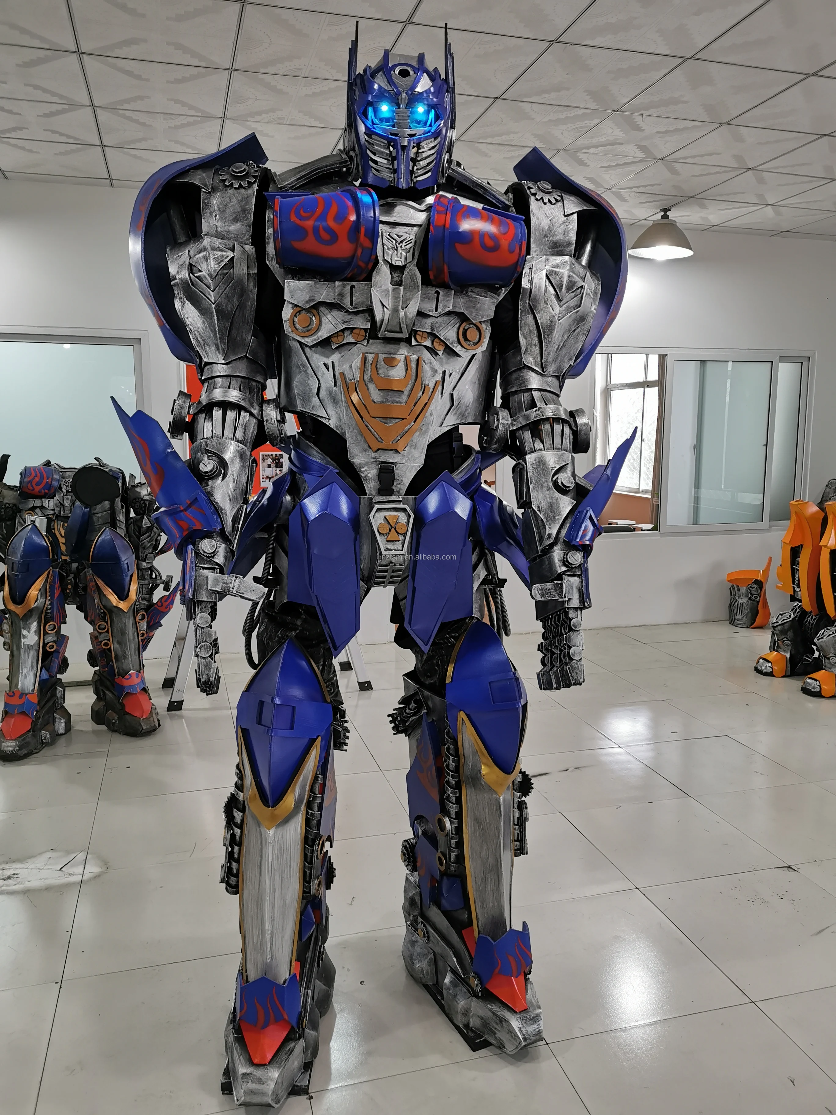 Factory Supply Optimus Prime 2.7m Adult LED Robot Stilts