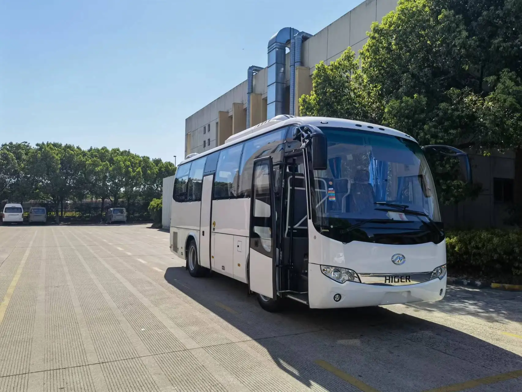 Luxury coach Bus Van New Bus Design New Buses for Sale in China ...