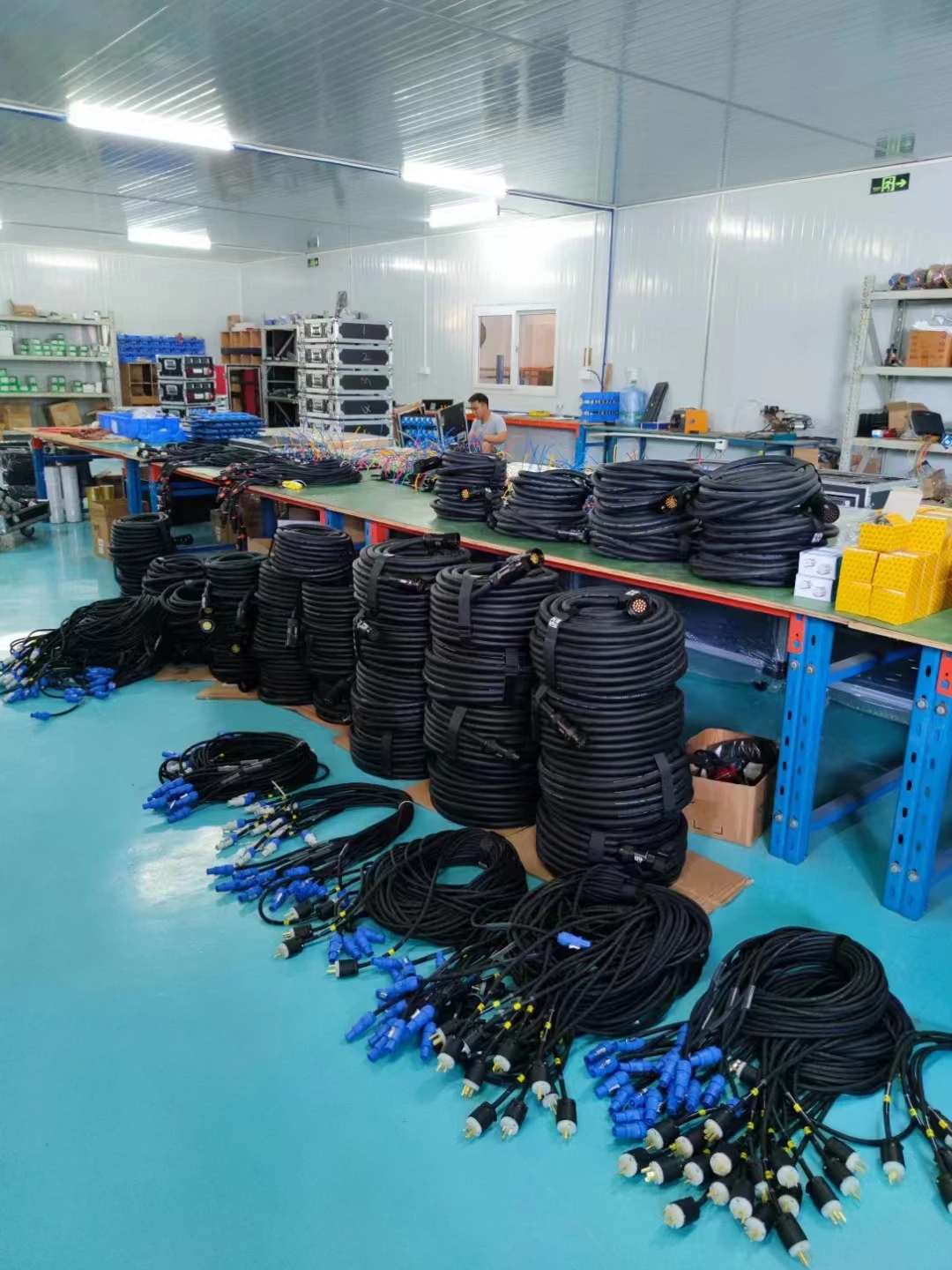 30A 50amp 3RU Rack Mount 110V 220V Out Powercon Power Box| Alibaba.com