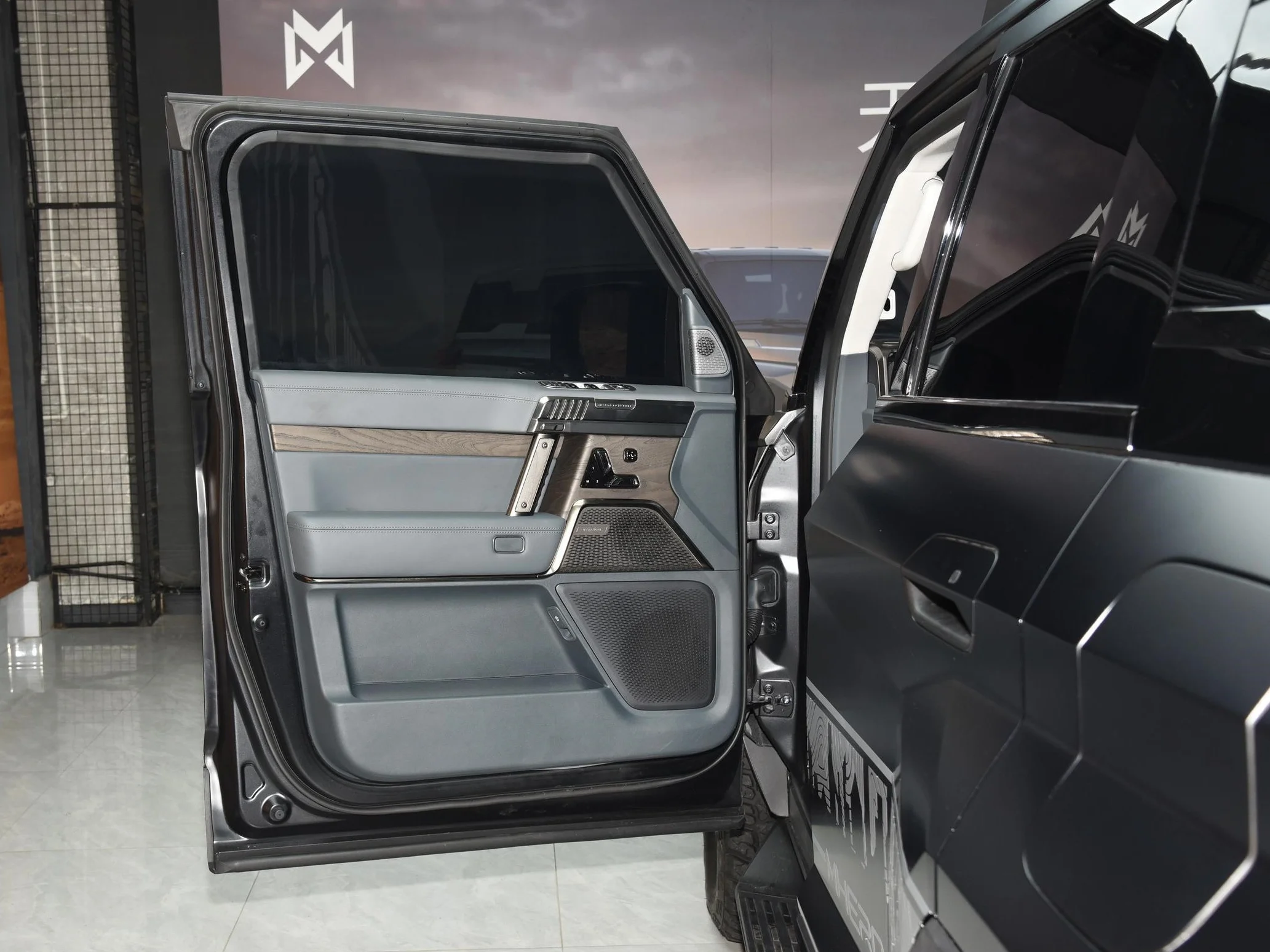 2024 High Performance Dongfeng Mhero 917 Electric Off-road Car M-terrain Hard Core Offroad Large ...