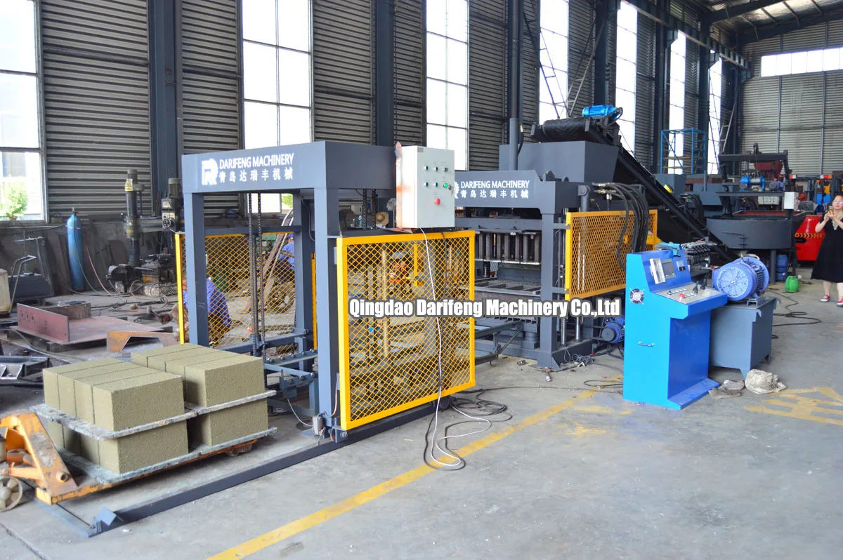 Automatic Hydraulic Concrete Color Paver Interlocking Block Machine For ...