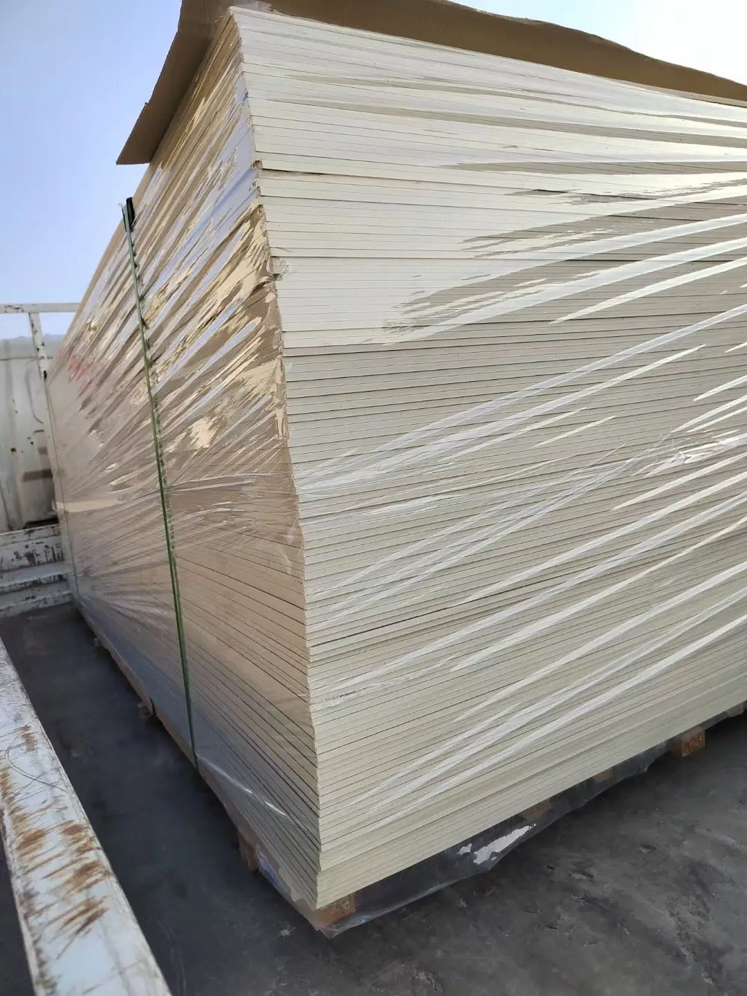 Indoor Wpc Slat Partition Wall Eco-friendly Pvc Panels With Bamboo ...