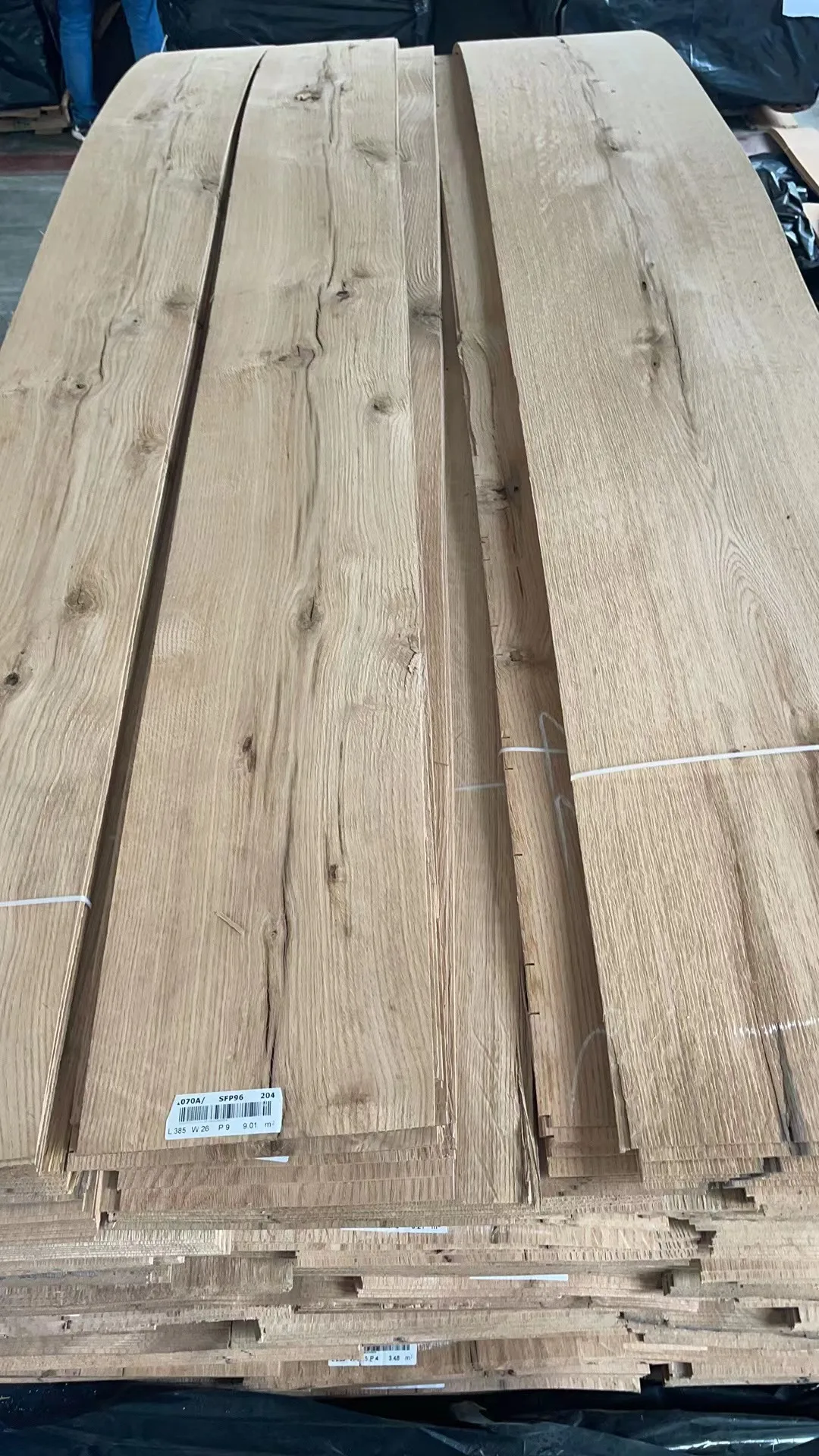 Alibaba.com: Factory Supply Sliced Natural Wood Veneer Sheet Knotty Oak ...