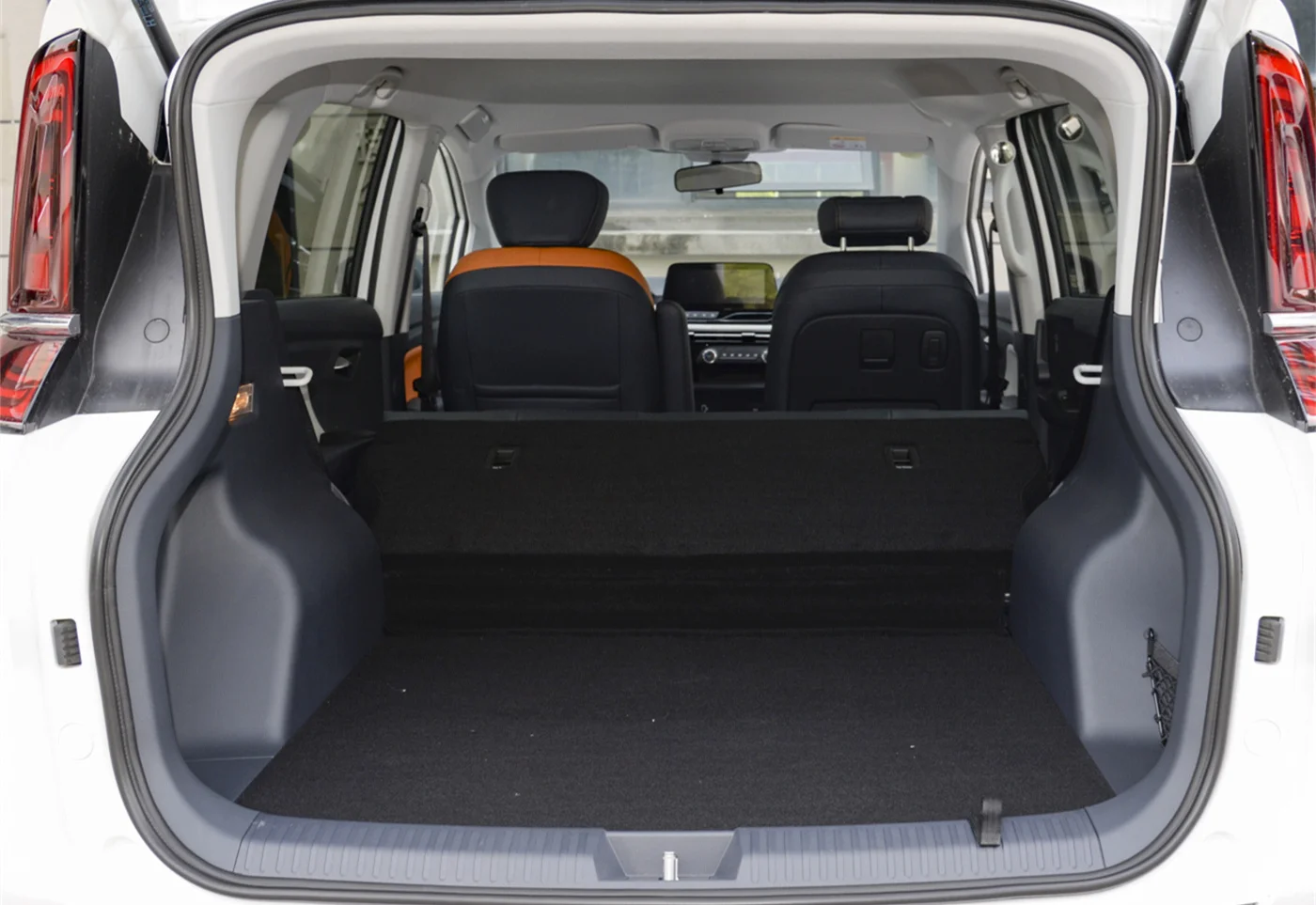 2023 FAW Bestune NAT MPV 420KM Electric Cars - Efficient & Versatile