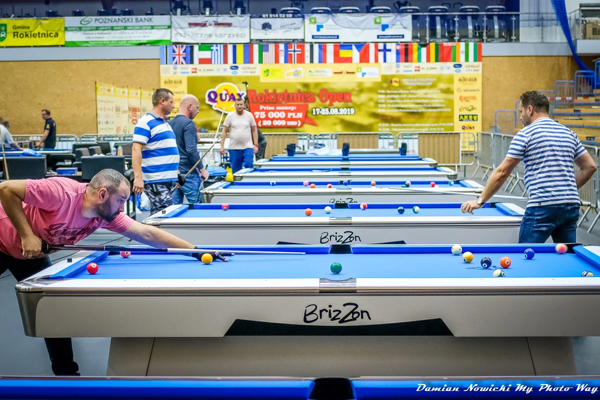 Professional Pool Table Billiard International Indoor Sports Table ...