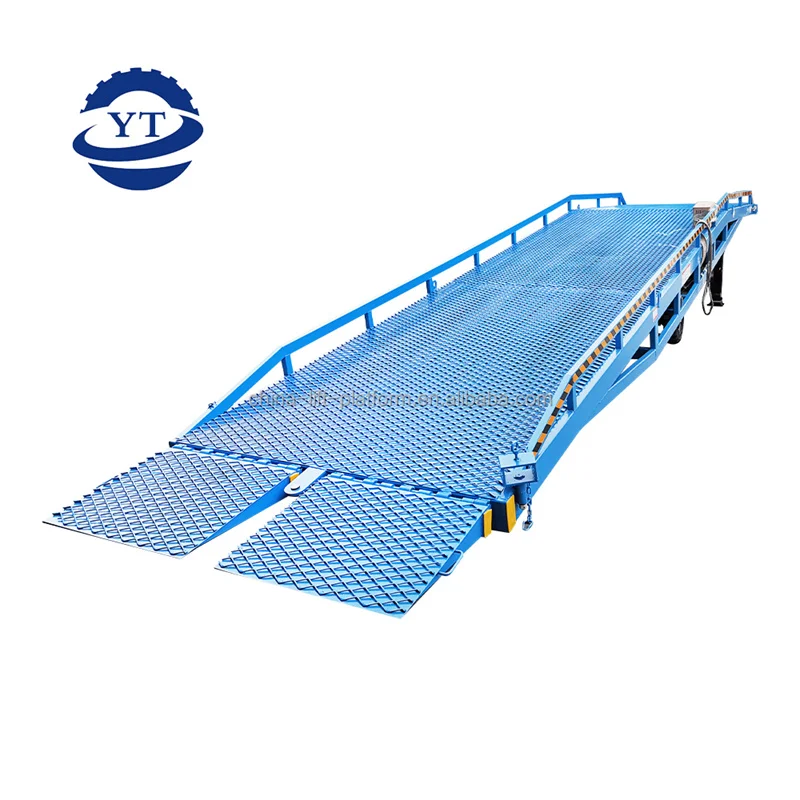 Muelle de carga de contenedores, rampa, plataforma, carretilla ...