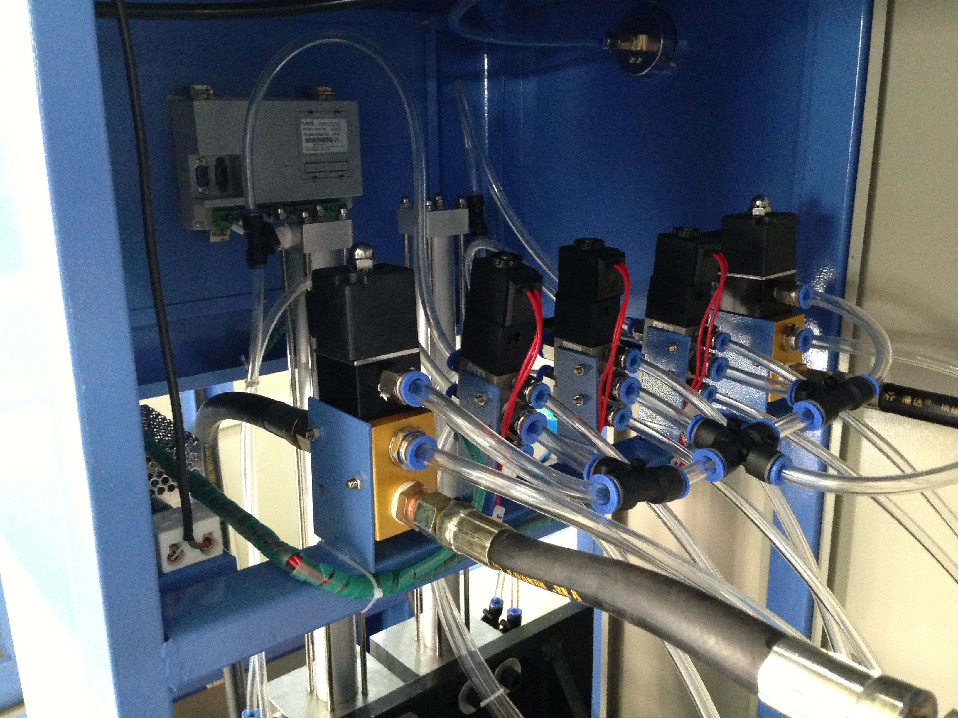 4 Cavity Semi-automatic Injection Plastic Blow Molding Machine Pet Jar ...