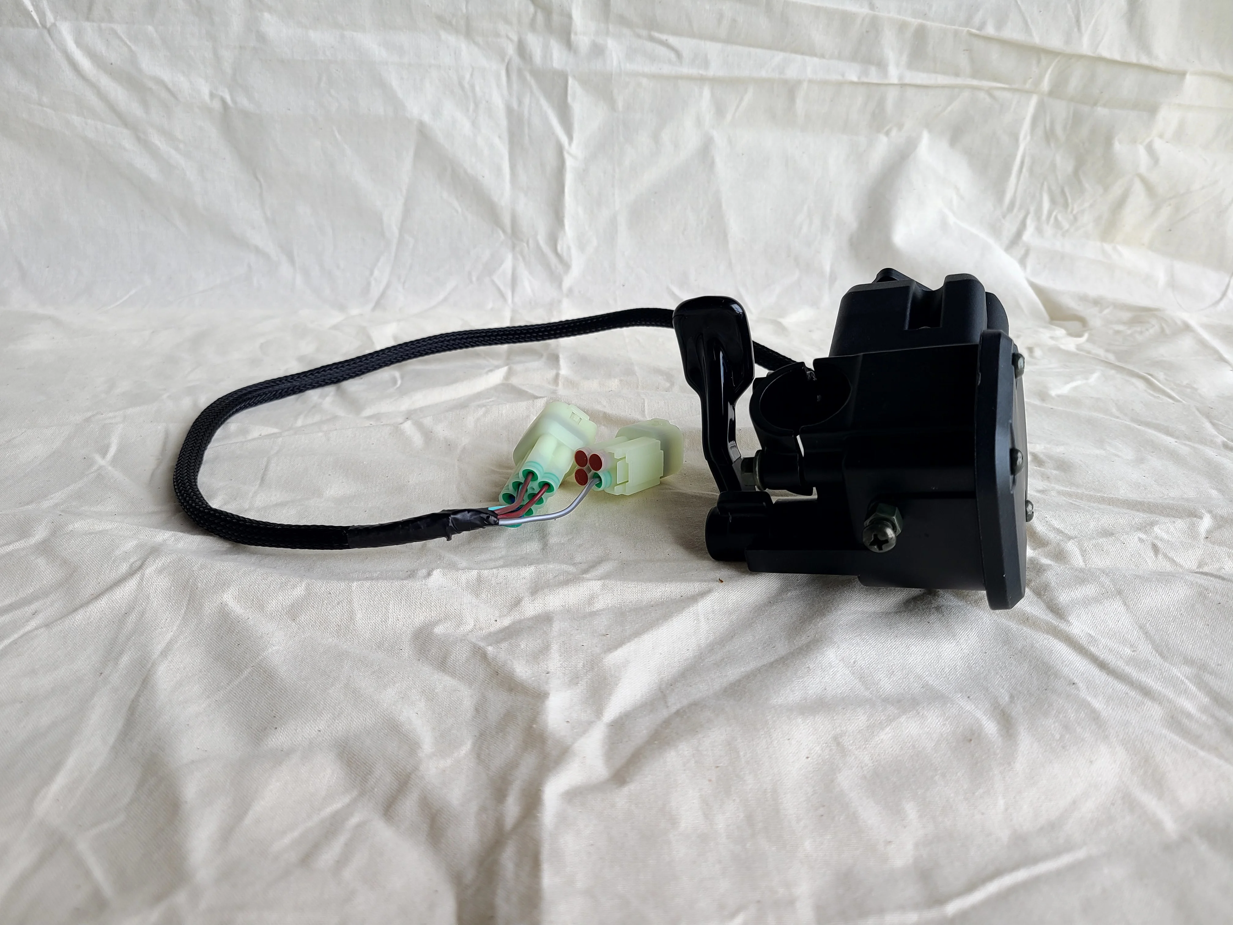 ODES Pathcross 1000 Review - Reliable Main Switch Housing