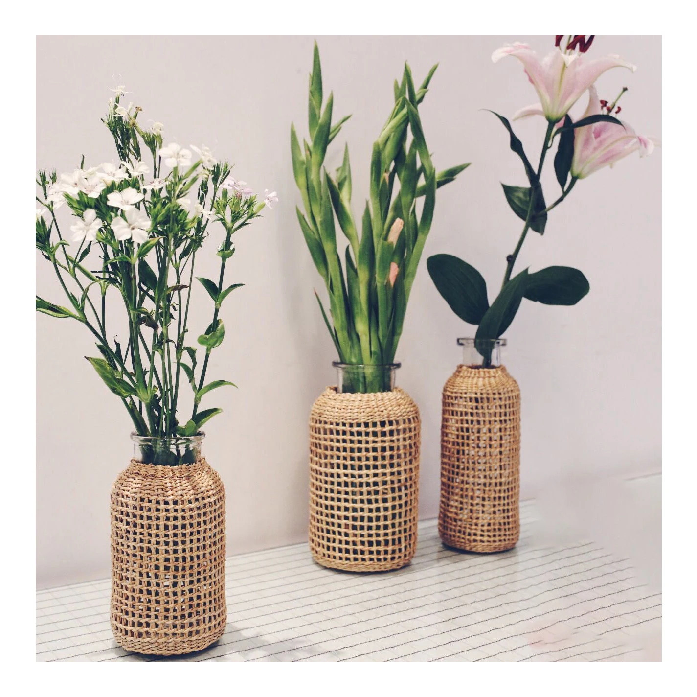 Round Decorative Flower Vase Floral Container Bottle Farmhouse Flower ...