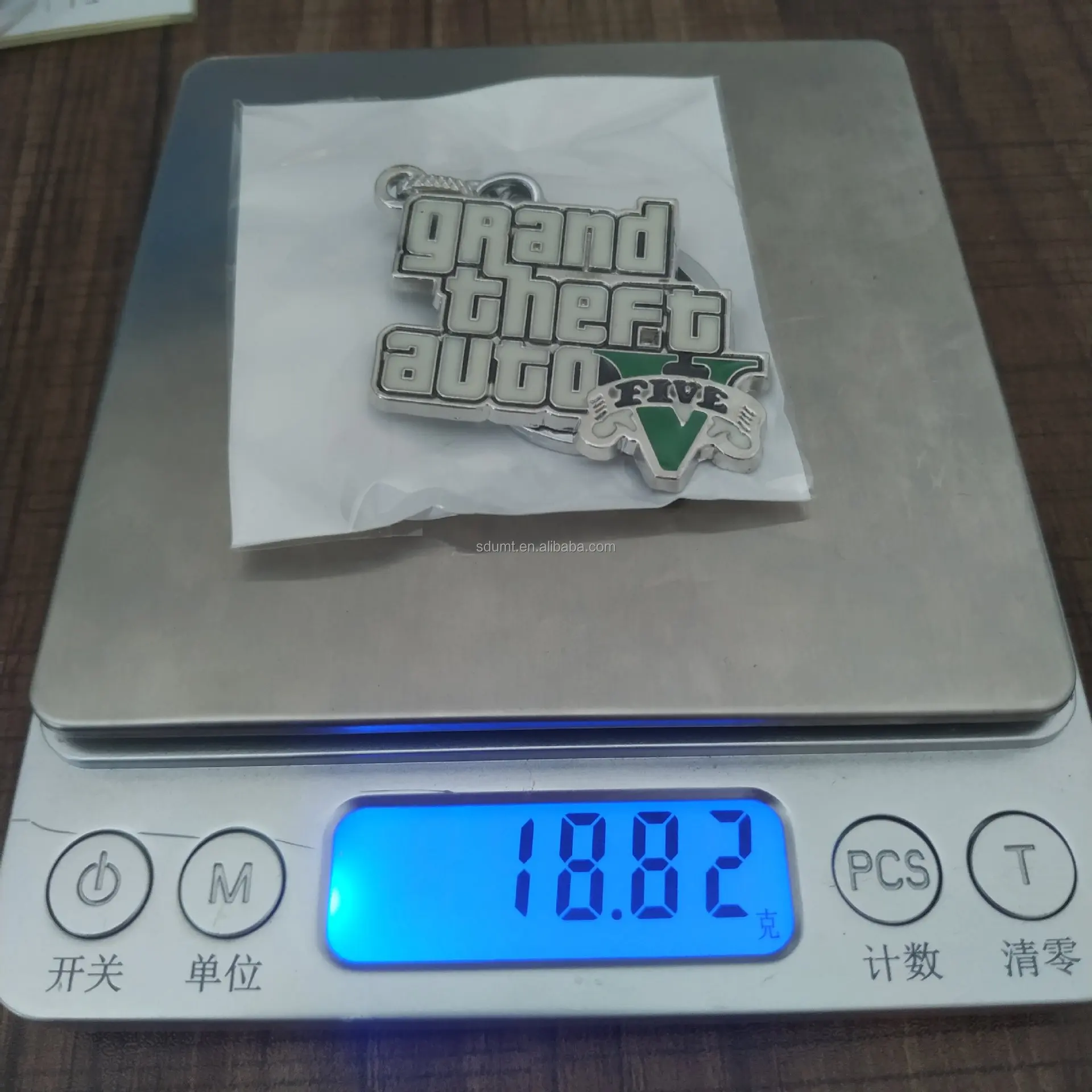 Hot Sale Keychain Grand Theft Auto V Logo Keyring Llavero Metal Pendant ...
