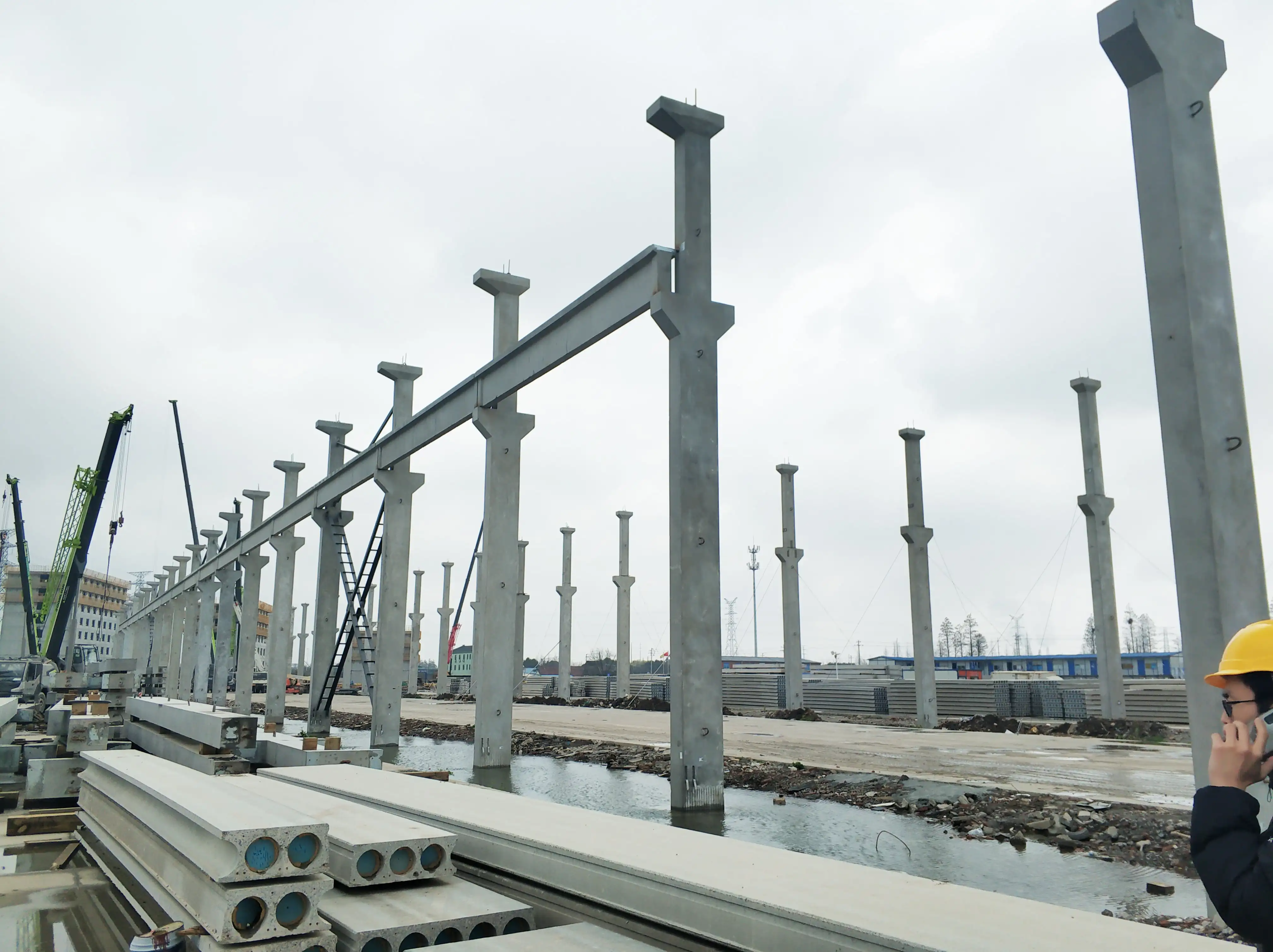 HAIYU Reinforced Concrete Columns and Beams - Precast Molds