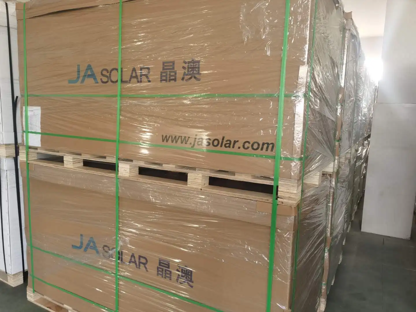 JA Solar JAM72S30 550W Solar Panel - 25 Year Warranty, PERC Half Cell ...