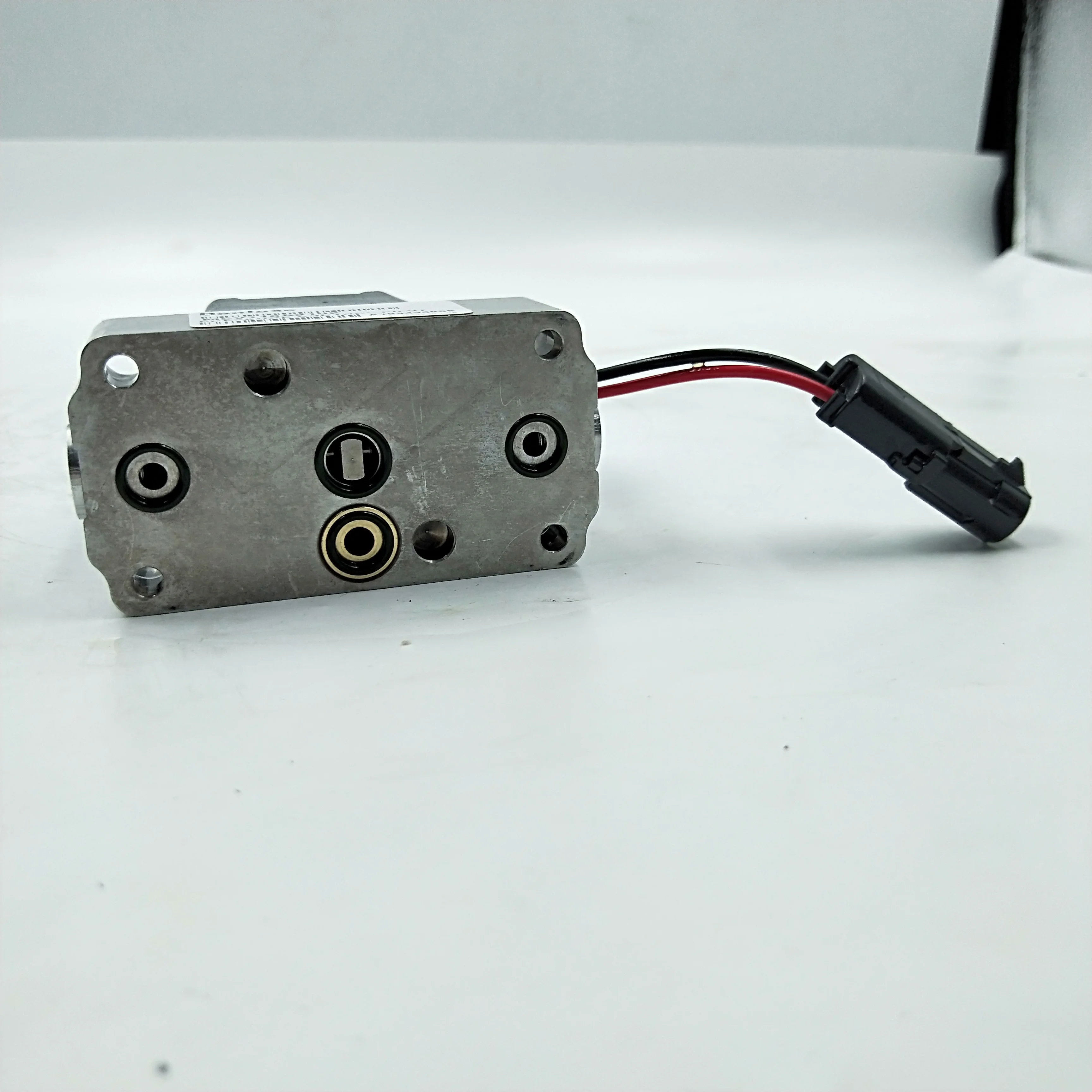 Mcv Hydraulic Control Valve Mcv116 Mcv116a310 Mcv116b2102d Mcv116a310 ...