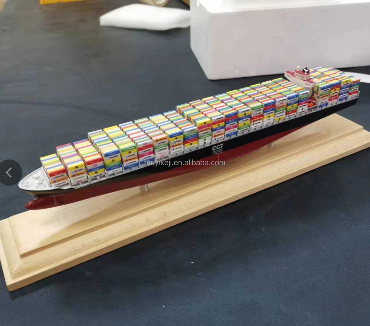 35cm Container Ship Model - Customized Plastic Crafts