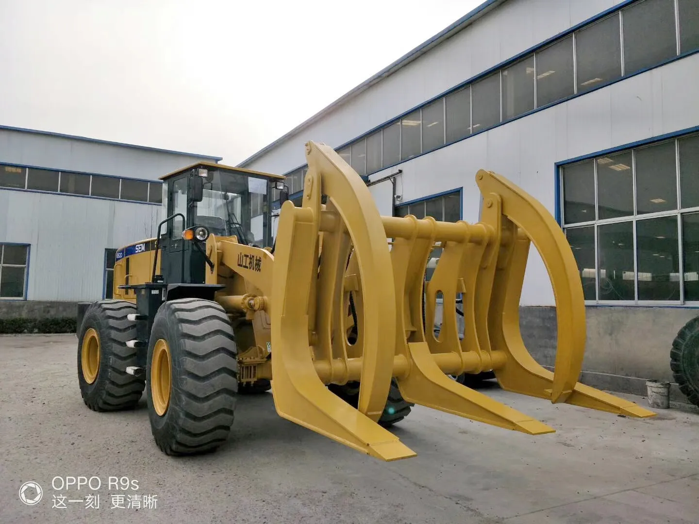 Efficient 5 Ton Sem 655d Front Loader Wheel Loader With Wood Grapple ...