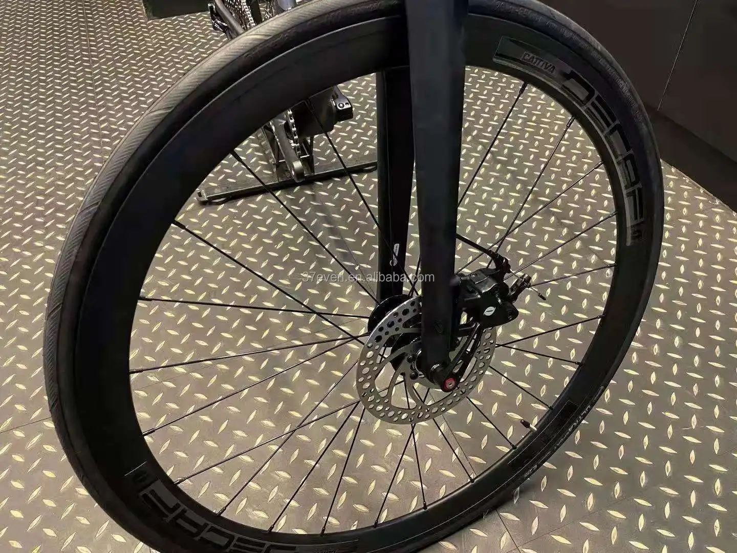 Lightweight Carbon Fiber Road Bike 22 Speed Racing - 700c Disc Brake, Oem