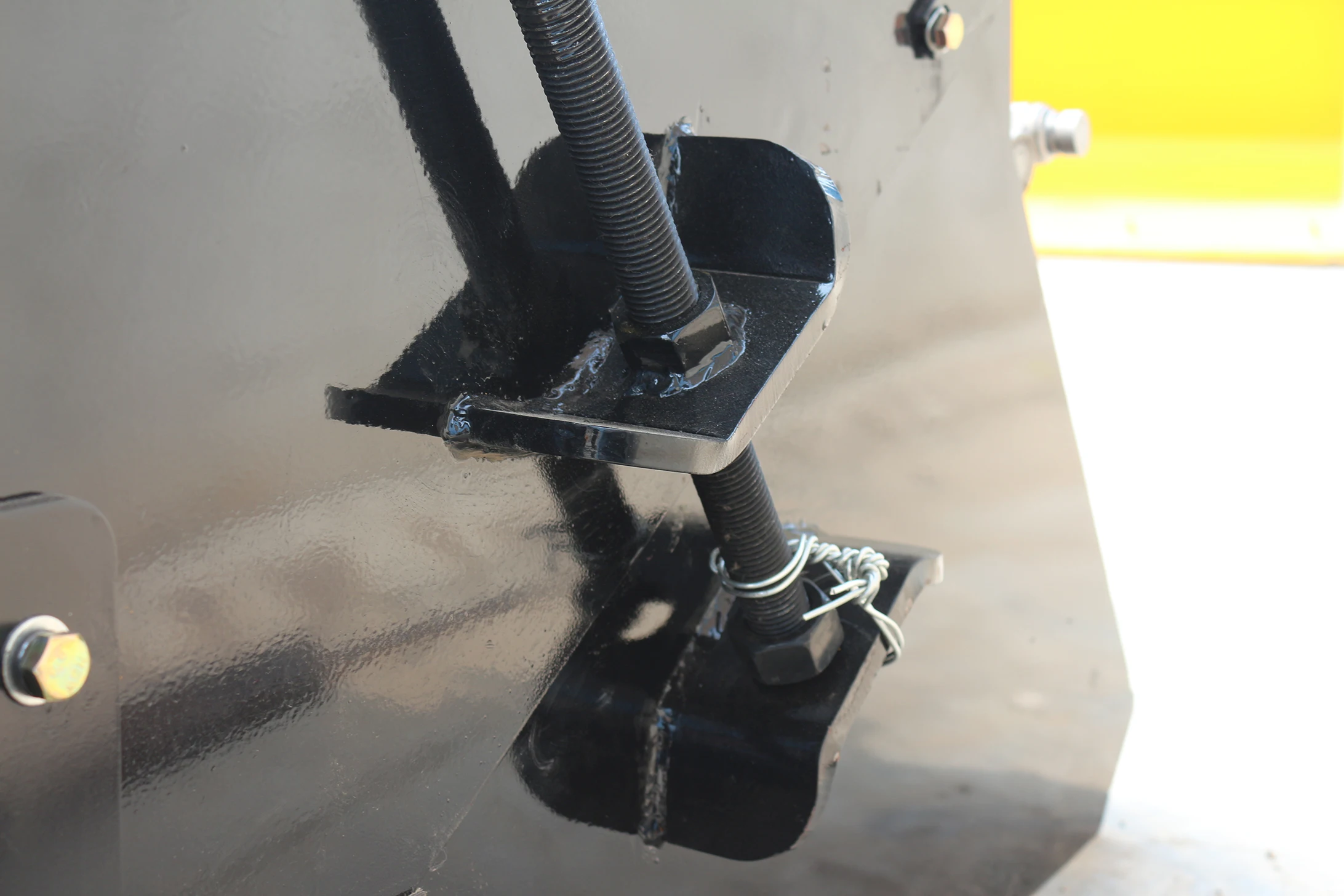 New Industrial Skid Steer Loader Sweeper Cleaning Machine
