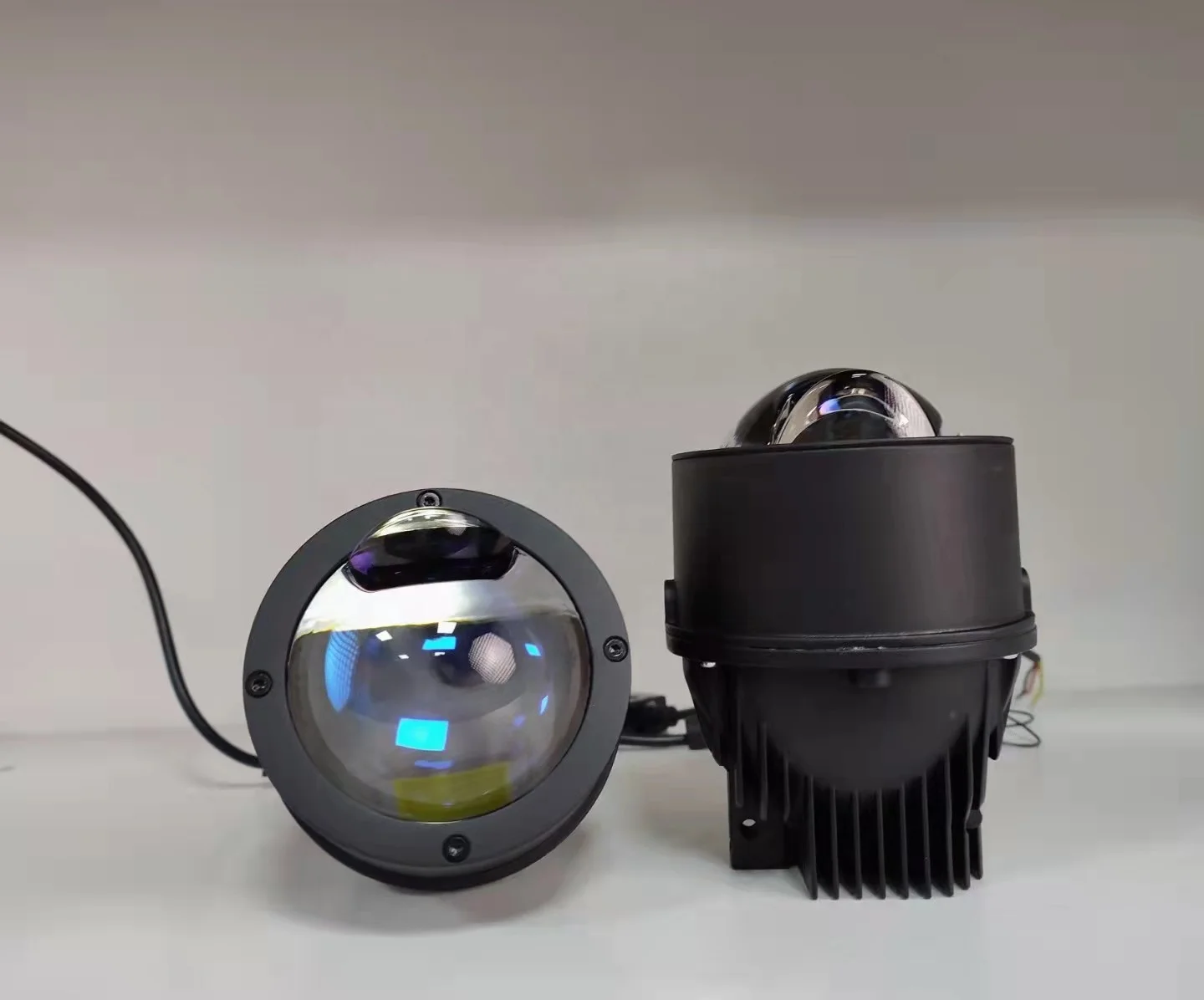 Alibaba.com: AES Q8 pro Tricolor Bi LED Fog Light, 12V, IP68 waterproof ...