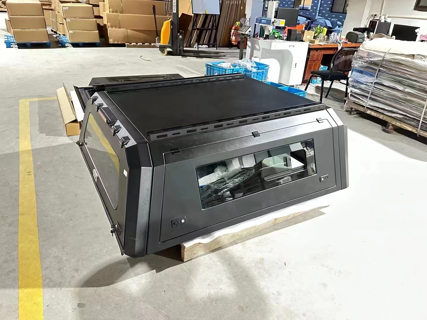 Alibaba.com: Waterproof Anti-Rusted Toyota Hilux Revo Aluminum Canopy ...
