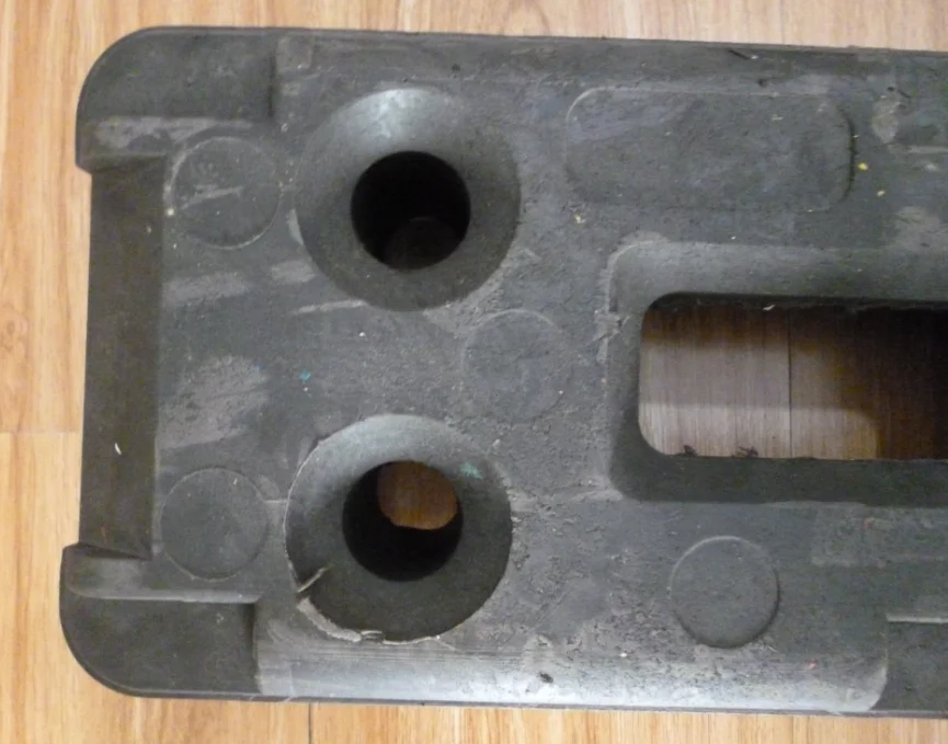 Recycled Rubber Fencing Feet - Durable and Eco-friendly