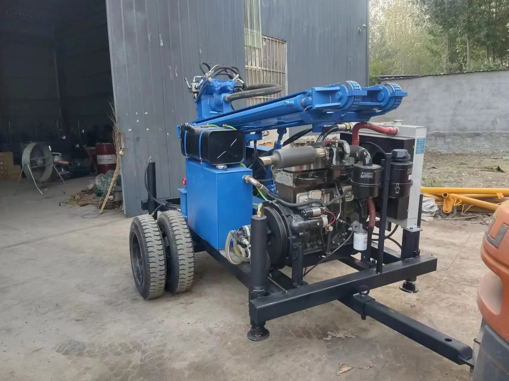 Portable Wheels Hydraulic Drilling Rig Pneumatic Borehole Water ...