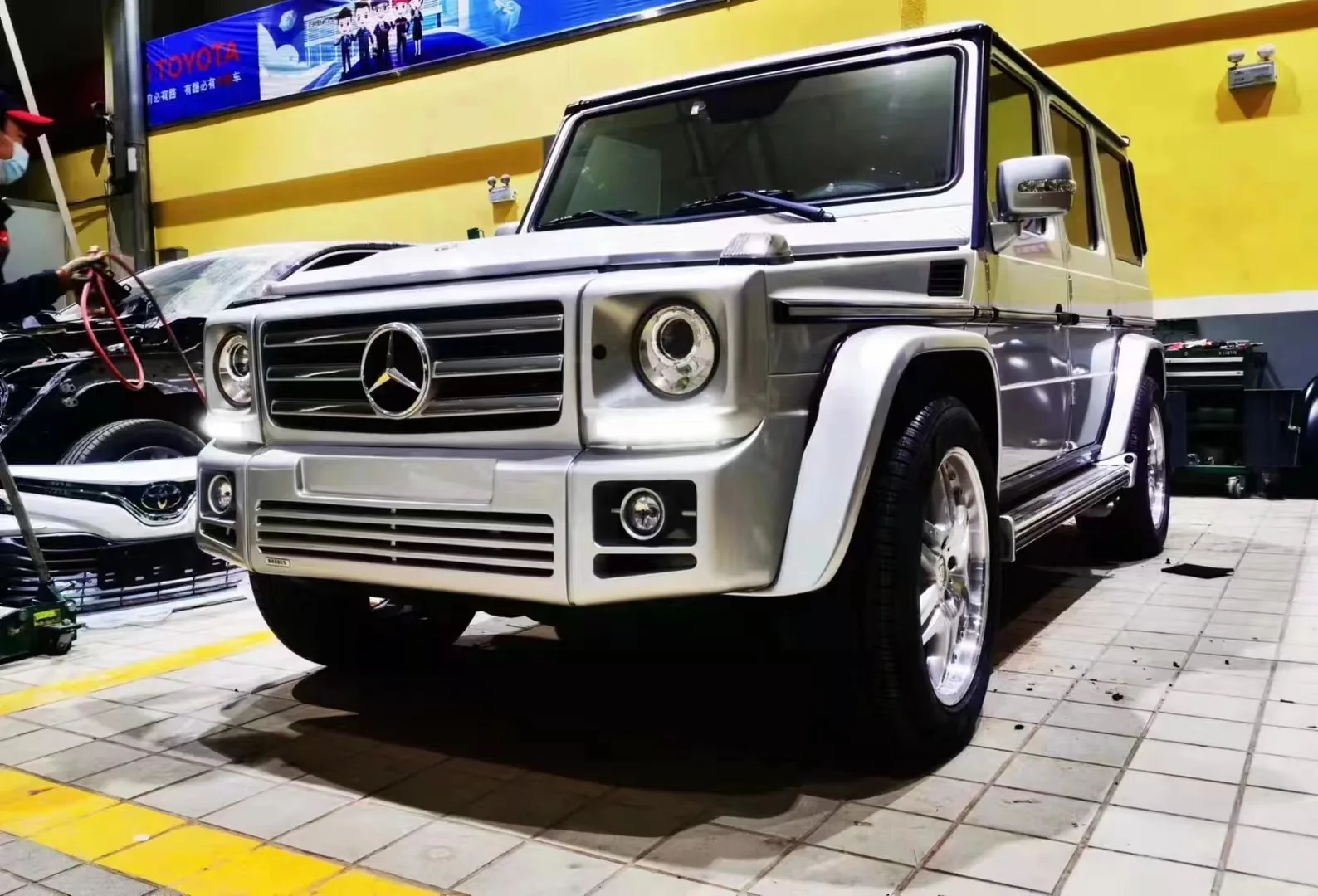Runde Exclusive High Quality Car Bumper for 2006-2018 Mercedes Benz G ...