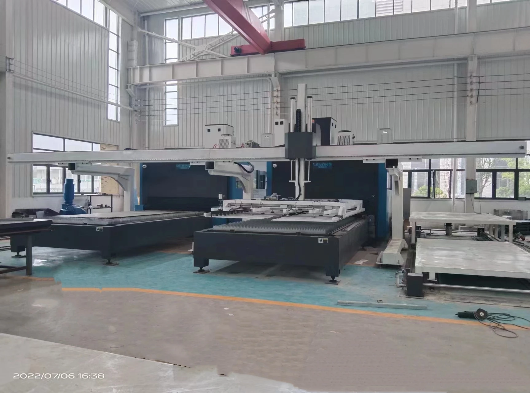 Auto Loading And Unloading Gantry Robot Used For Sheet Metal Laser ...