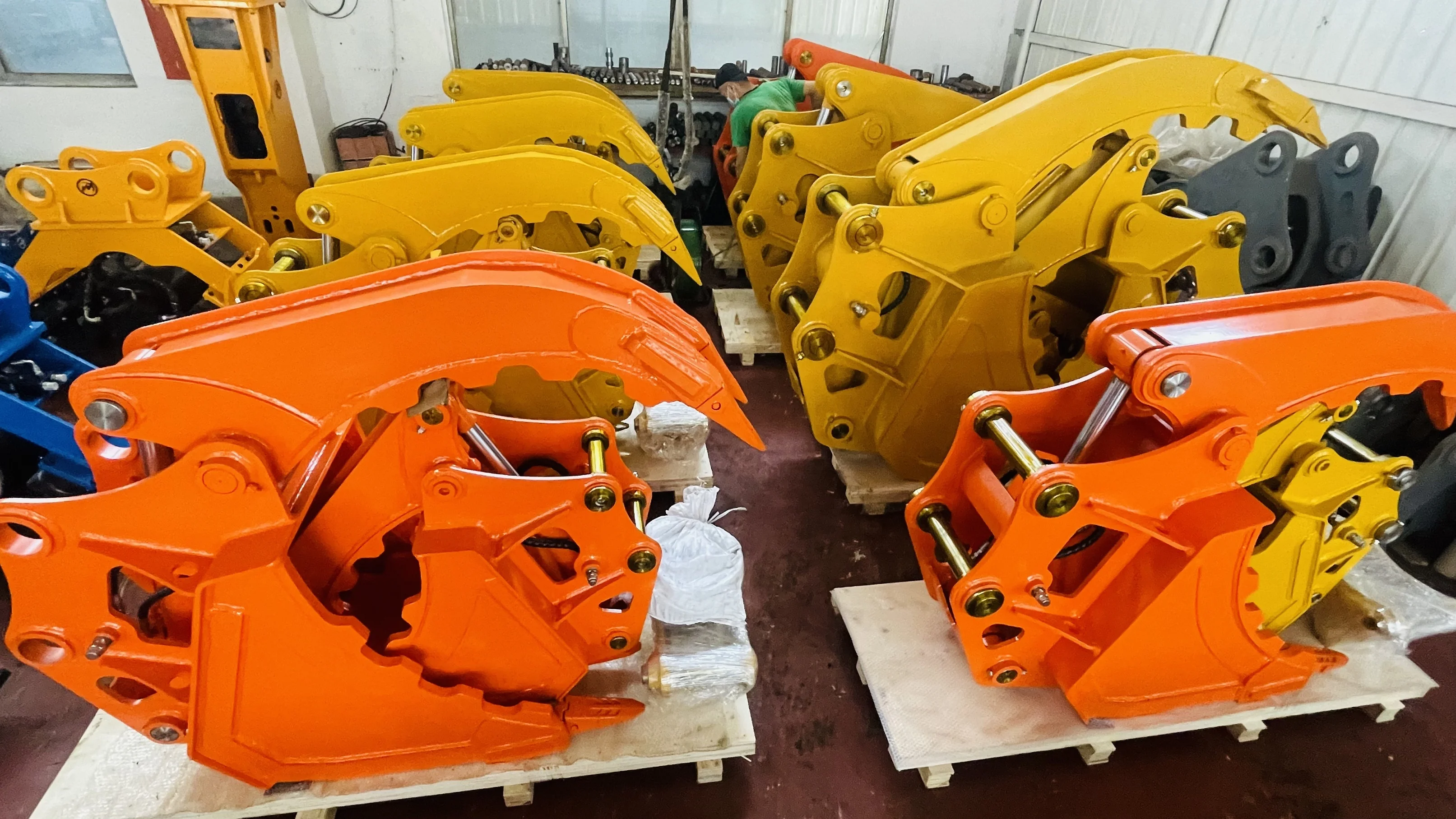 Excavator Grab Bucket - Efficient Demolition & Recycling