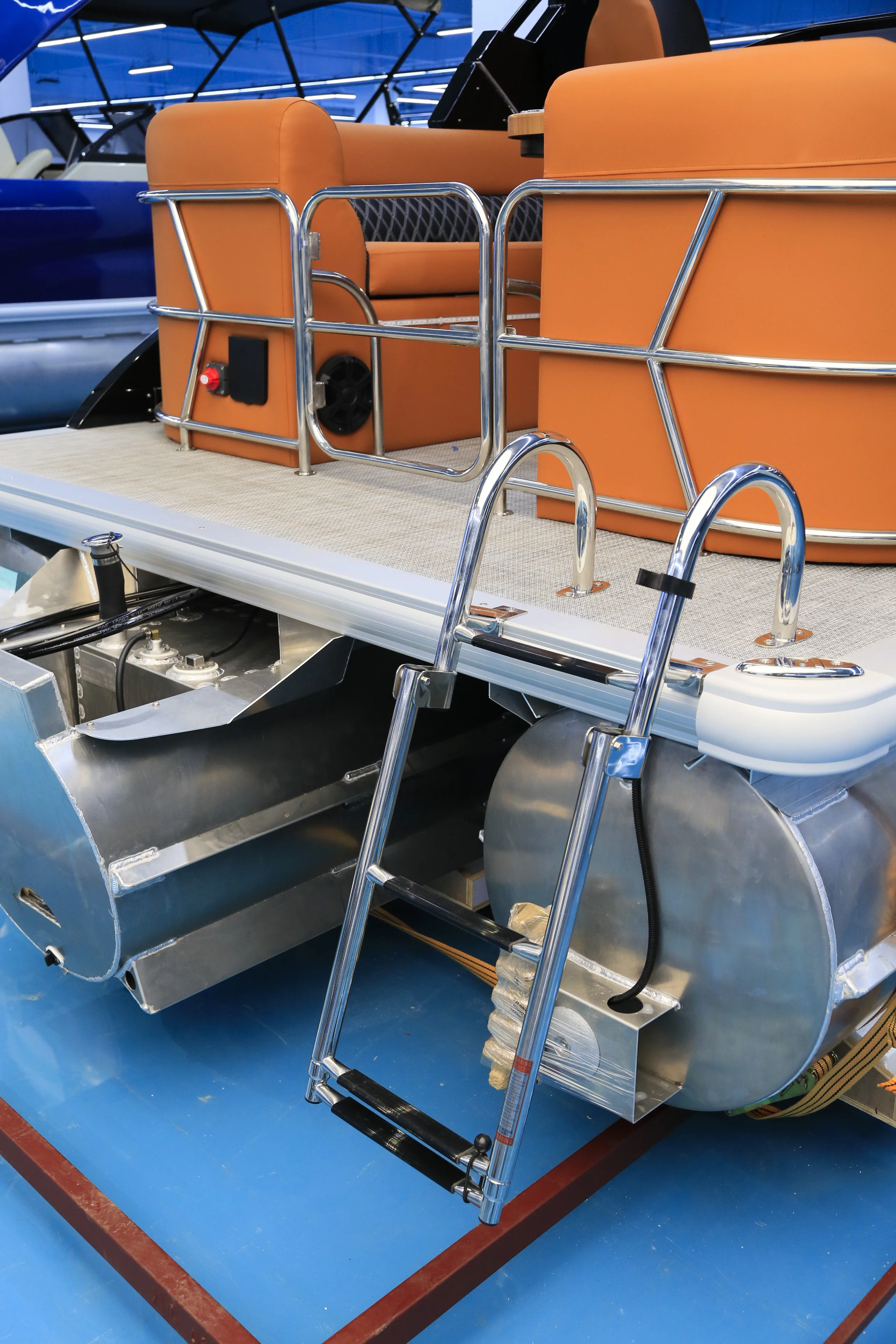 22ft Multi-Function Center Console Pontoon Boat with Livewell and Fish ...