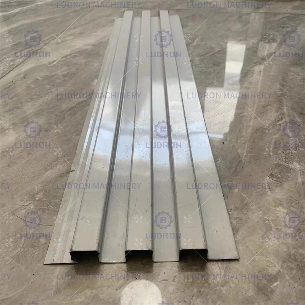 Gusset Plate Making Machine Great Wall Buckle Plate Forming Machines ...