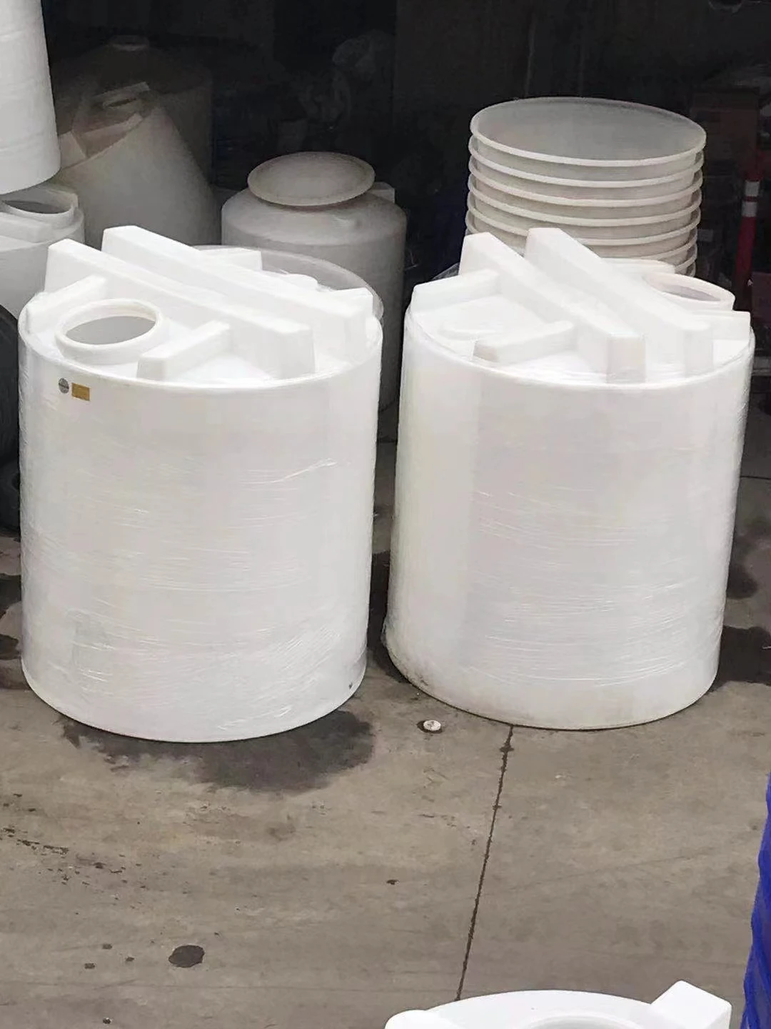 Chemical Product Packaging Container Dosing Storage Tank Mixing Tank ...